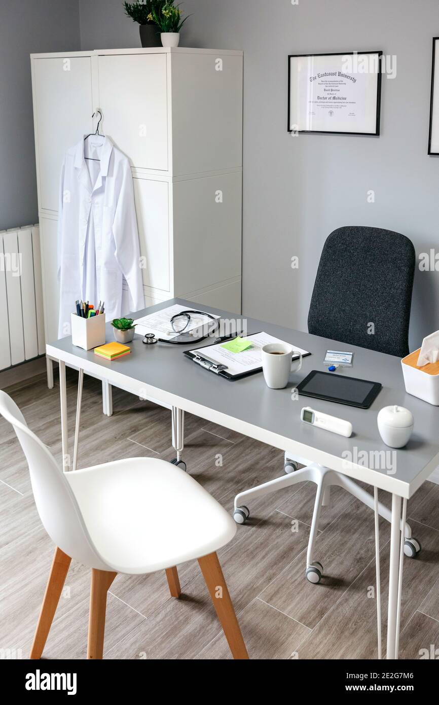 Interior of empty doctor's office Stock Photo - Alamy