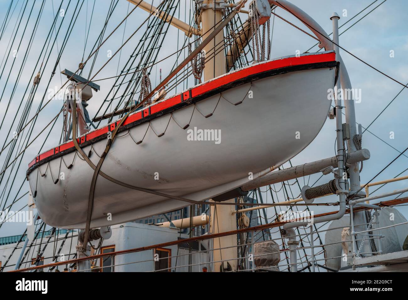 lifeboat on a sailing ship Stock Photo - Alamy