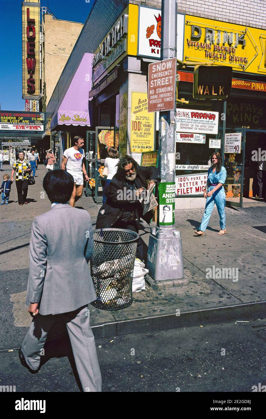 New york city streets 80s hi-res stock photography and images - Alamy