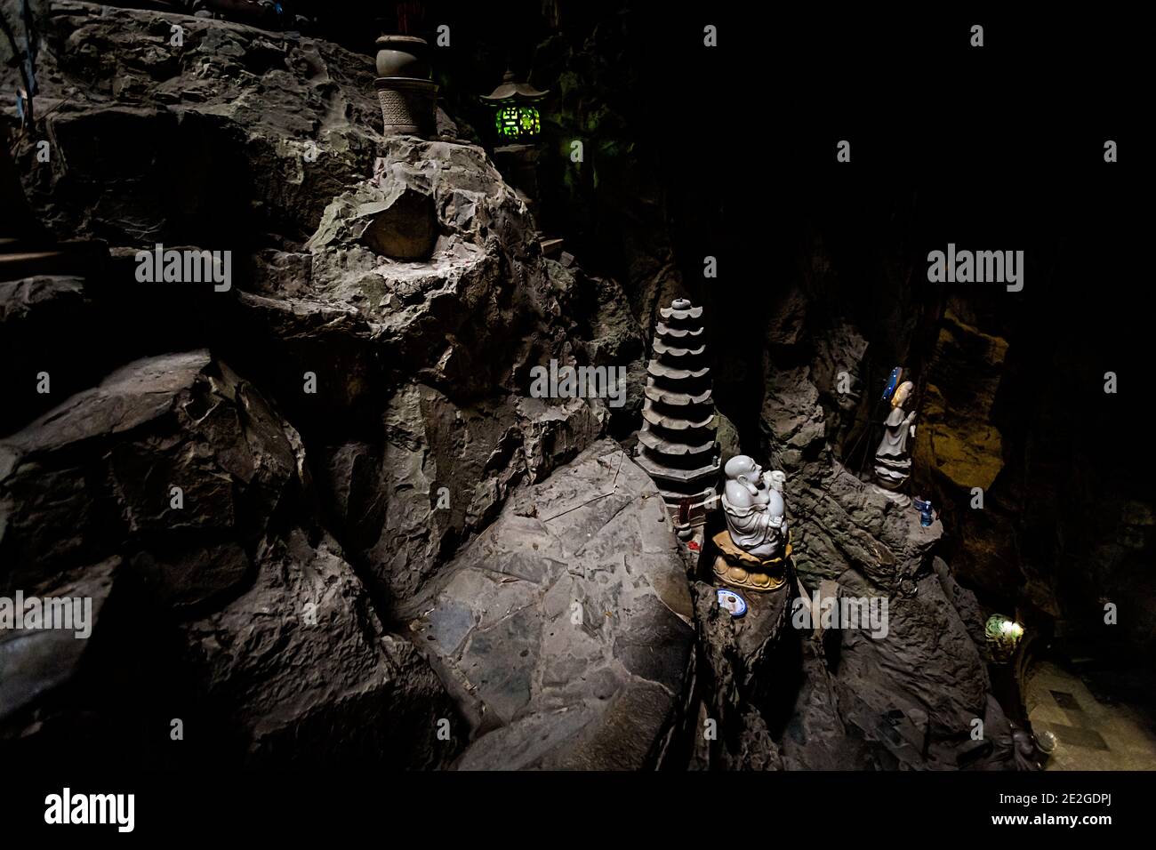 Beautiful sacred Am Phu Cave in Marble mountains, Danang, Vietnam ...