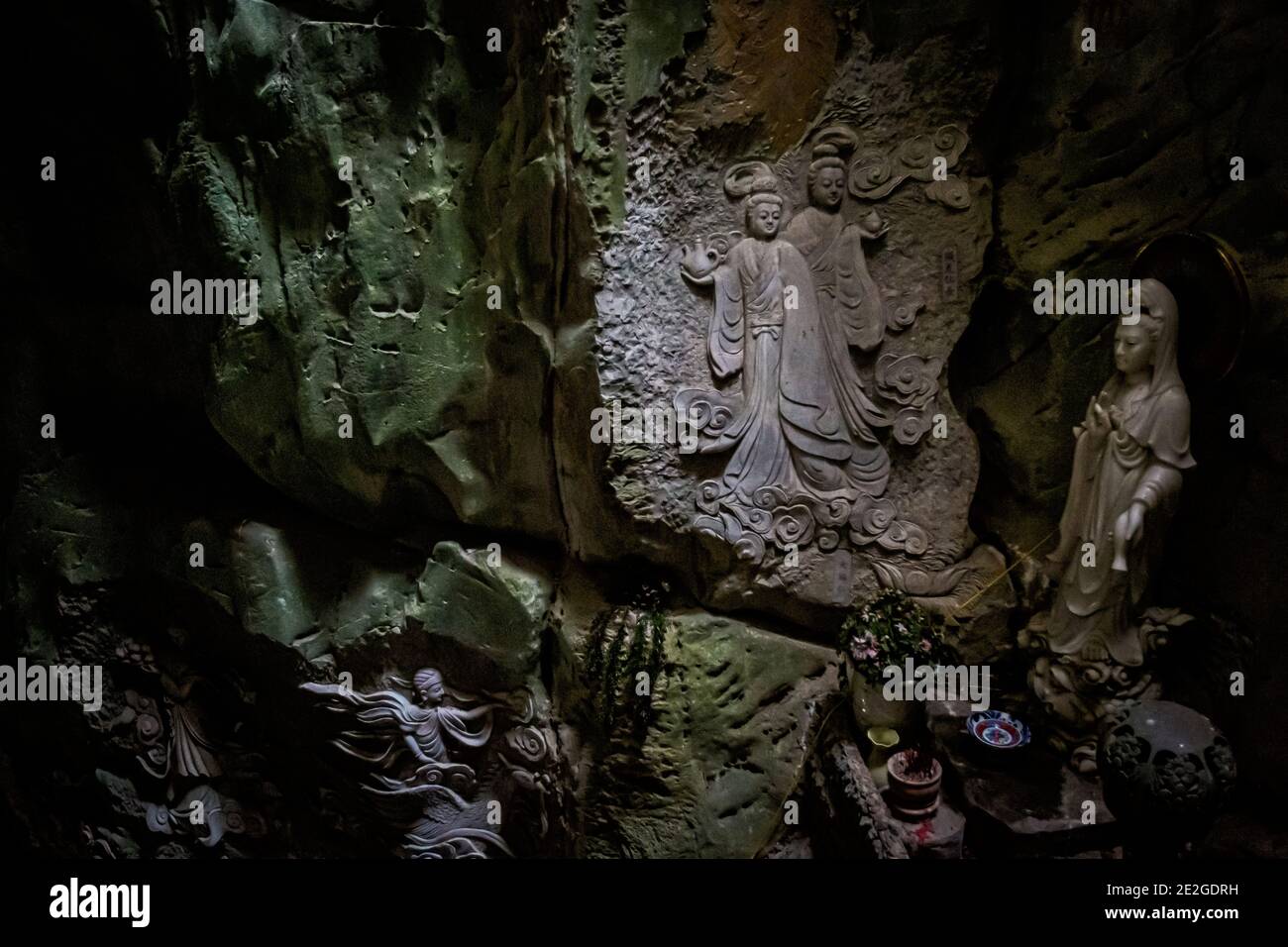 Beautiful sacred Am Phu Cave in Marble mountains, Danang, Vietnam ...