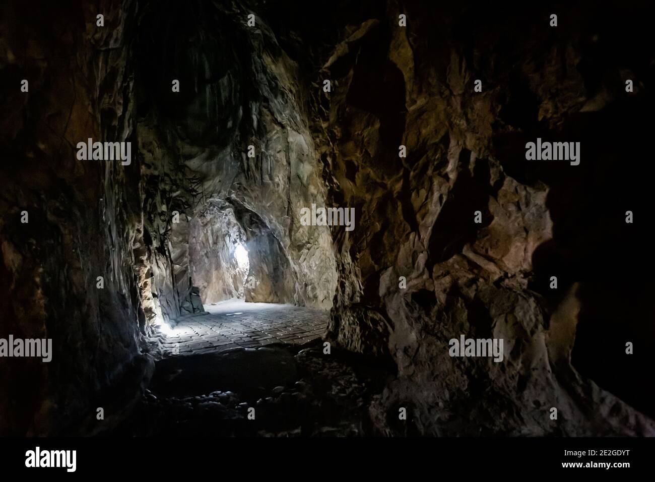 Beautiful sacred Am Phu Cave in Marble mountains, Danang, Vietnam ...