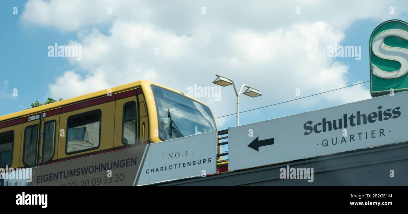 Ringbahn s bahn hi-res stock photography and images - Alamy