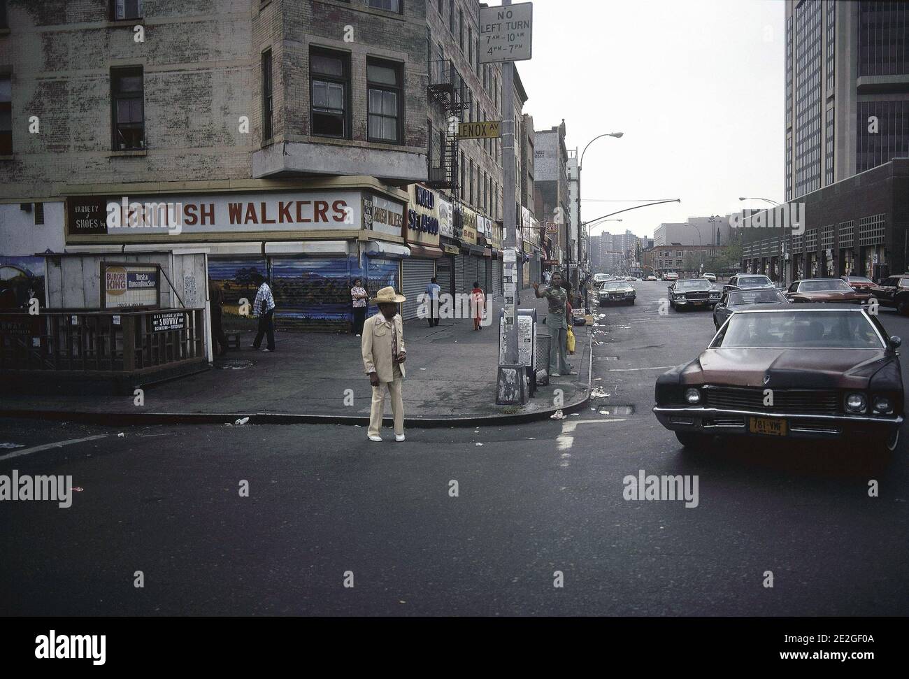New york city streets 80s hi-res stock photography and images - Alamy