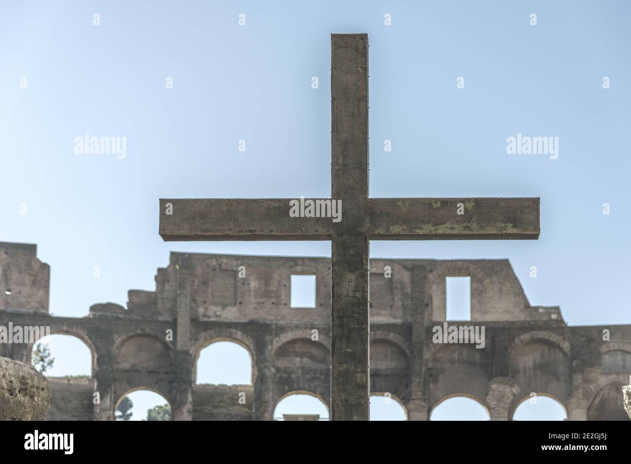 Cross inside colosseum rome italy hi-res stock photography and images ...