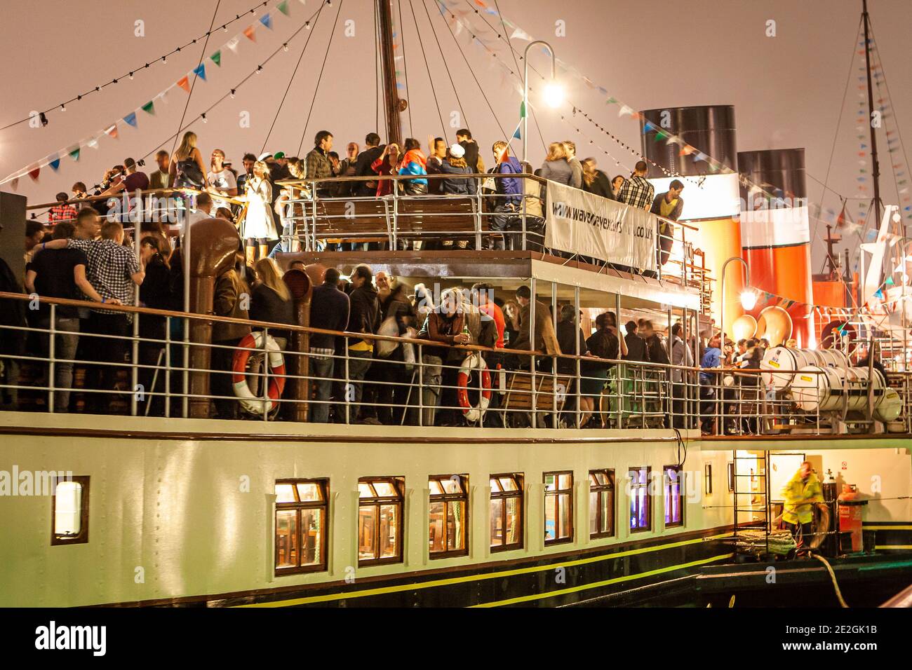 Boat party hi-res stock photography and images - Alamy