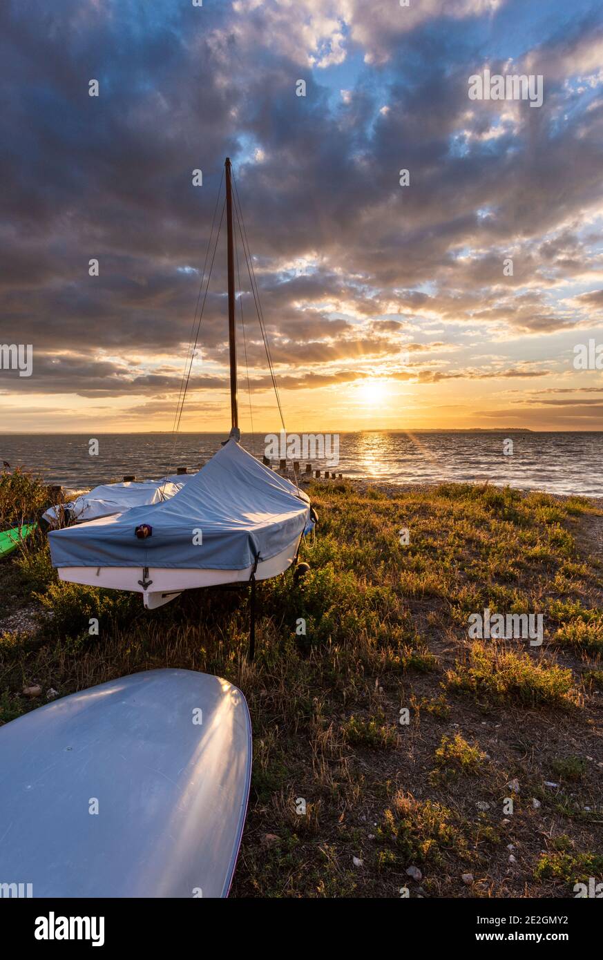 The street whitstable beach hi-res stock photography and images - Alamy