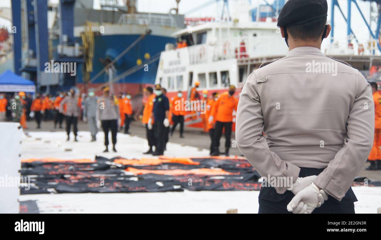 Jakarta, DKI Jakarta, INDONESIA. 14th Jan, 2021. The Basarnas ship ...