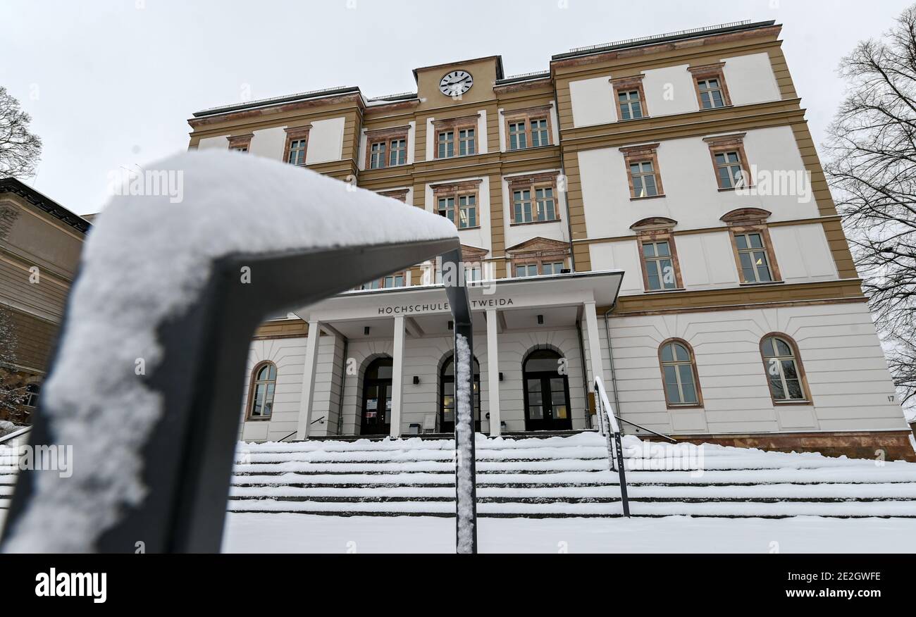 Information sciences campus hi-res stock photography and images - Alamy