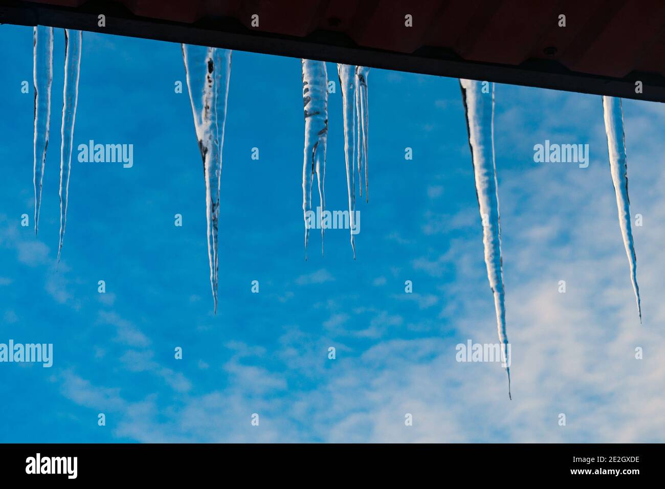 Ice from the sky hi-res stock photography and images - Alamy