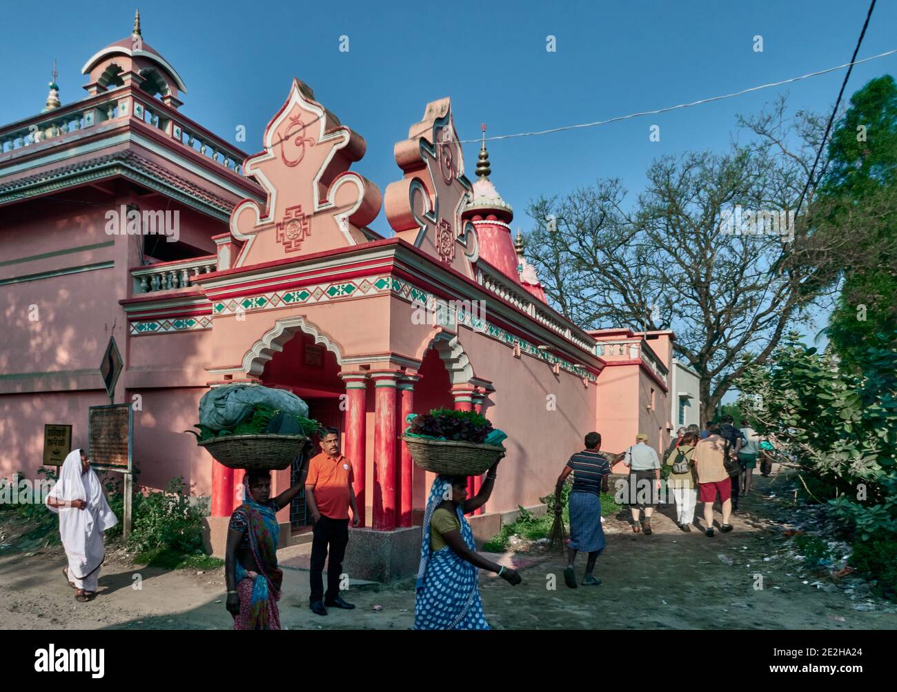 Matiari Village, West Bengal, India. Matiari lies on the banks of the ...
