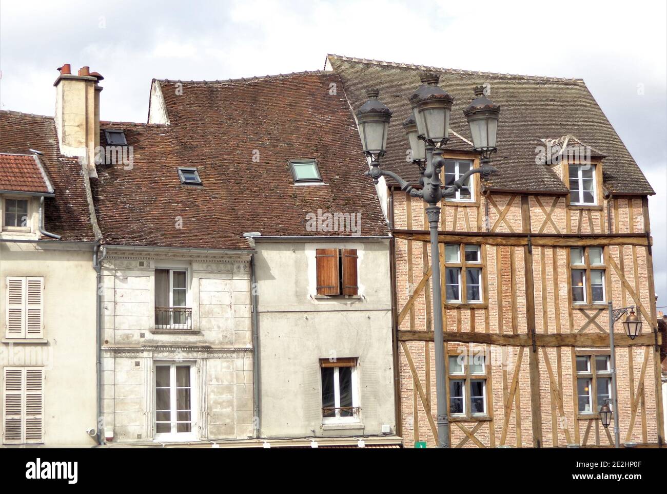 Wonky rooves hi-res stock photography and images - Alamy