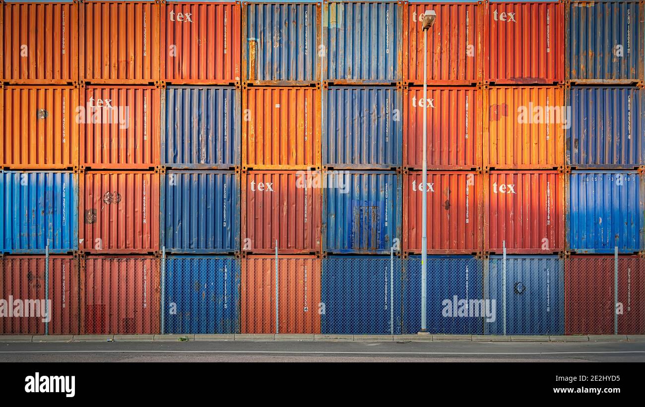 Cargo of containers hi-res stock photography and images - Alamy
