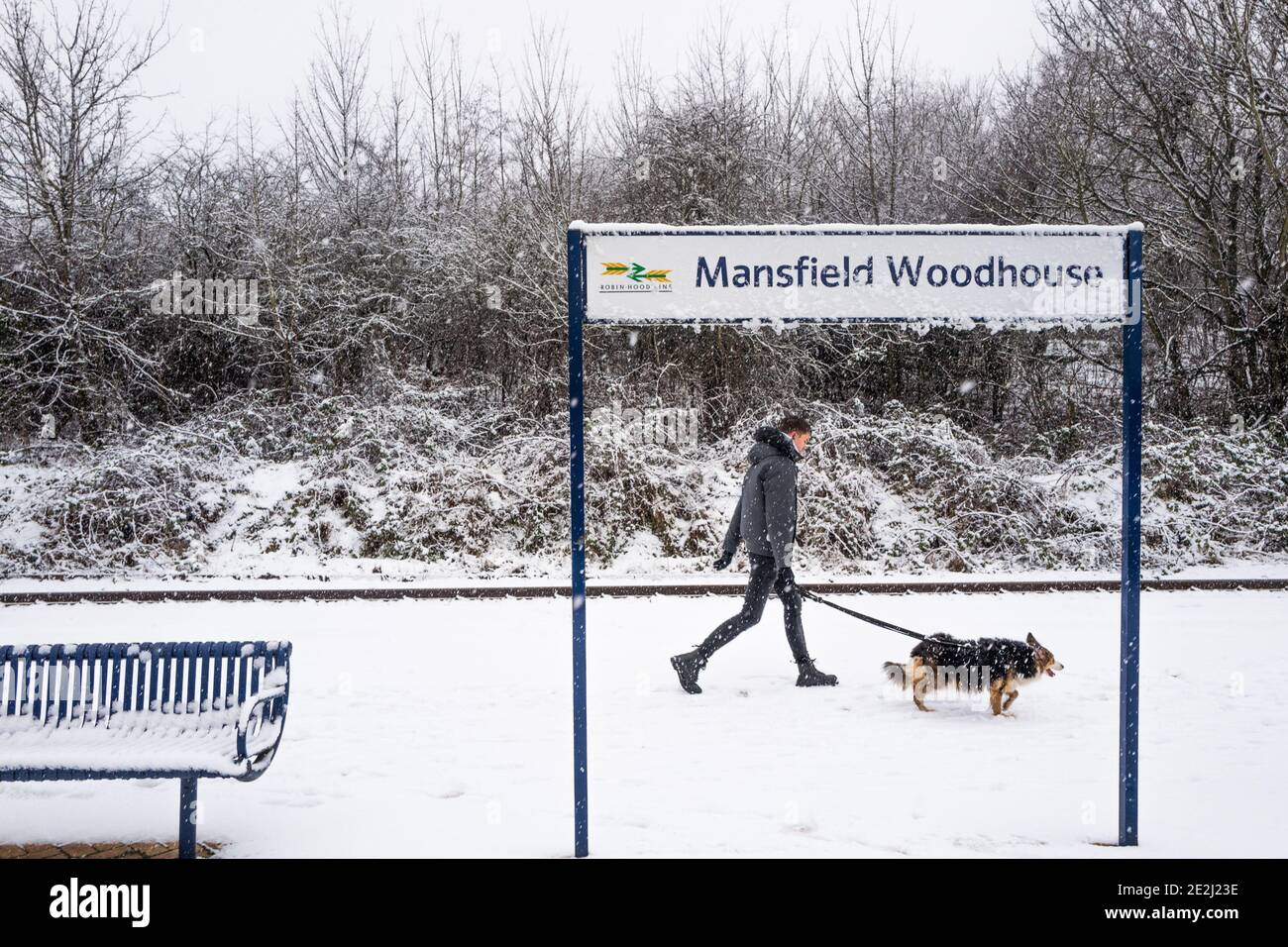 Mansfield Woodhouse, England, UK. 14th Jan, 2021. U.K. Weather. Heavy ...