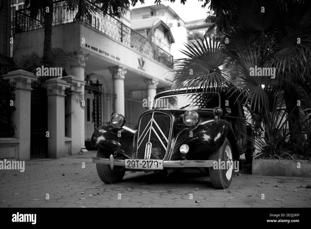 Hanoi north vietnam Black and White Stock Photos & Images - Alamy