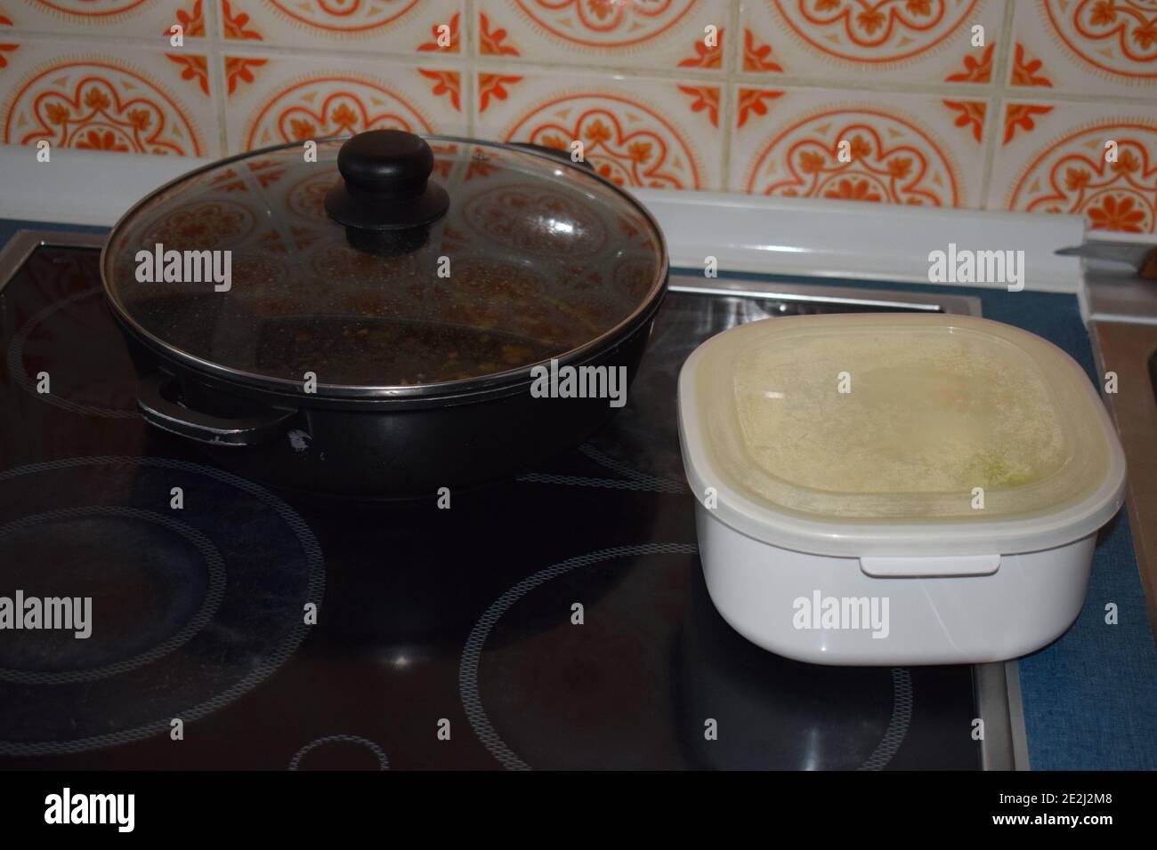 frying pan and microwave pot Stock Photo - Alamy