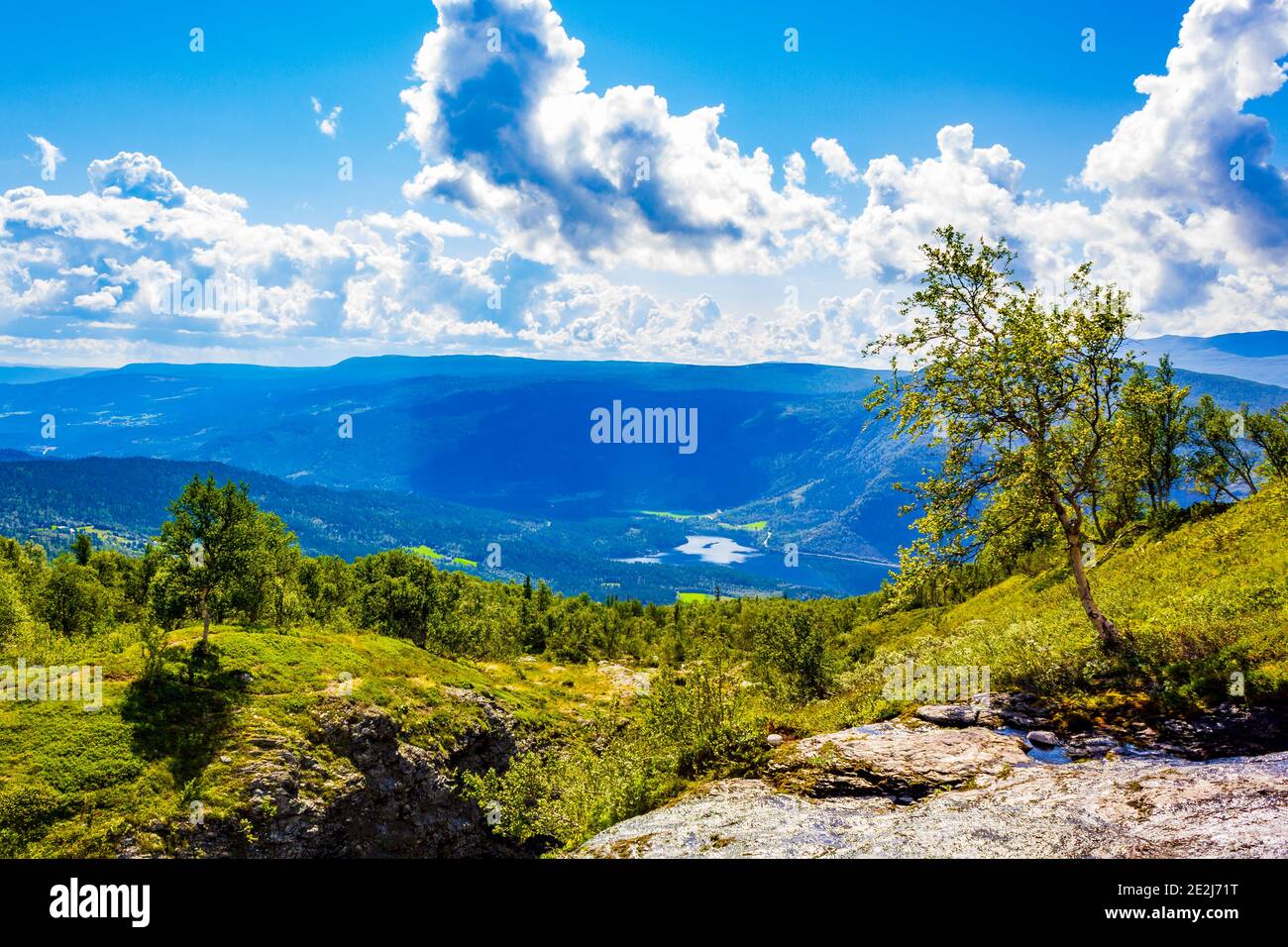 Mountain landscape panorama and lake Vangsmjøse in Vang i Valdres ...