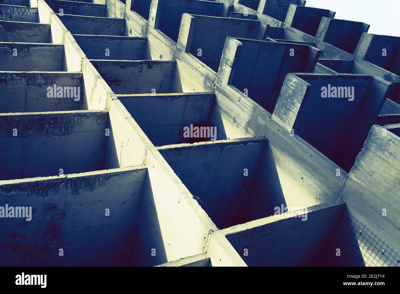 Unfinished building residential house hi-res stock photography and ...