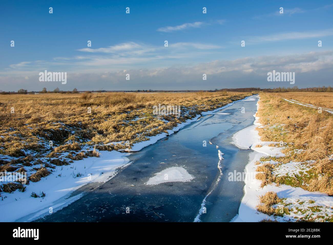 Beautiful frozen river river hi-res stock photography and images - Alamy
