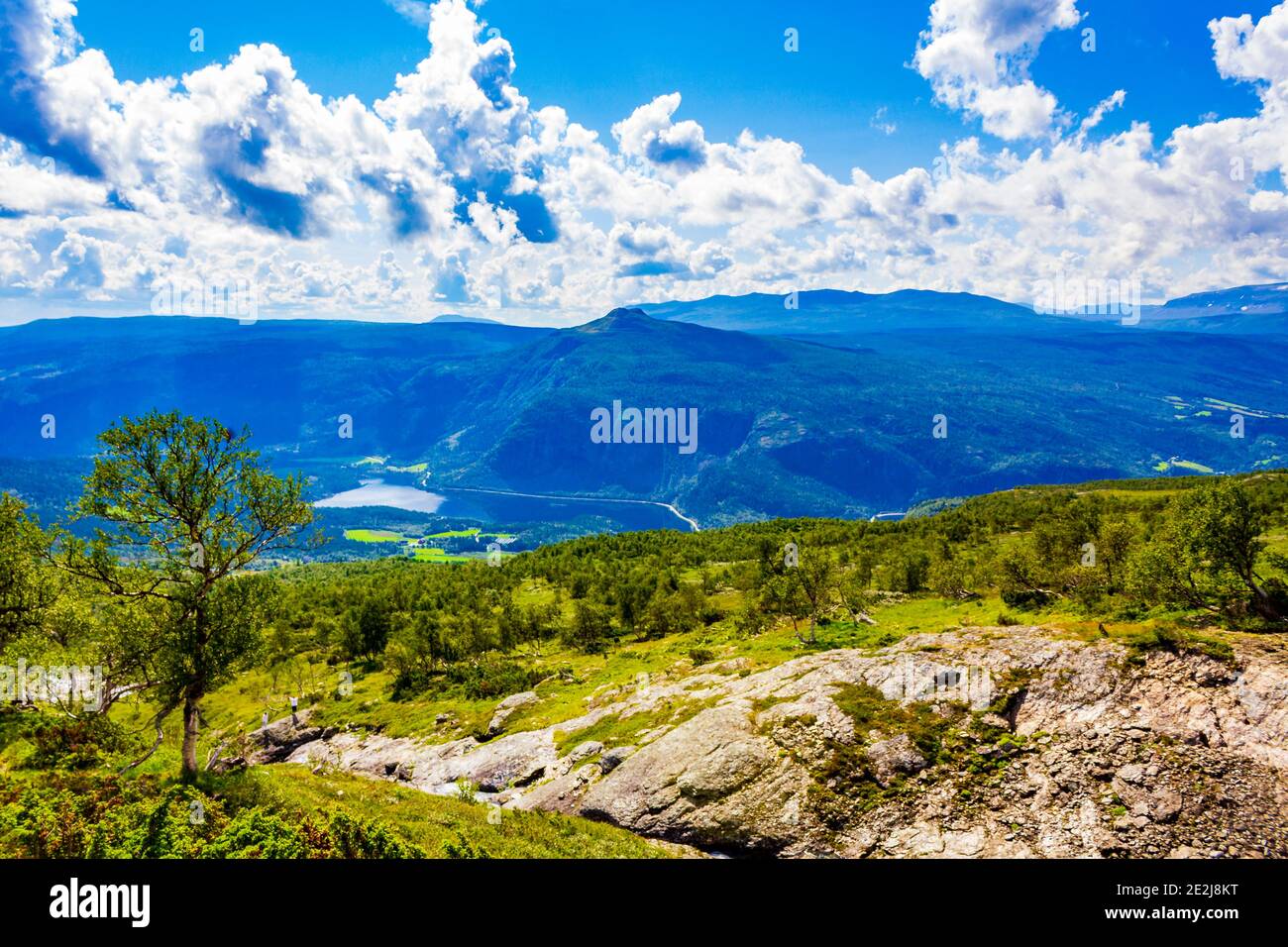 Mountain landscape panorama and lake Vangsmjøse in Vang i Valdres ...