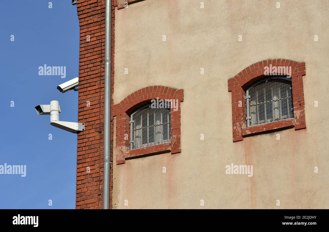 Cctv camera prison hi-res stock photography and images - Alamy