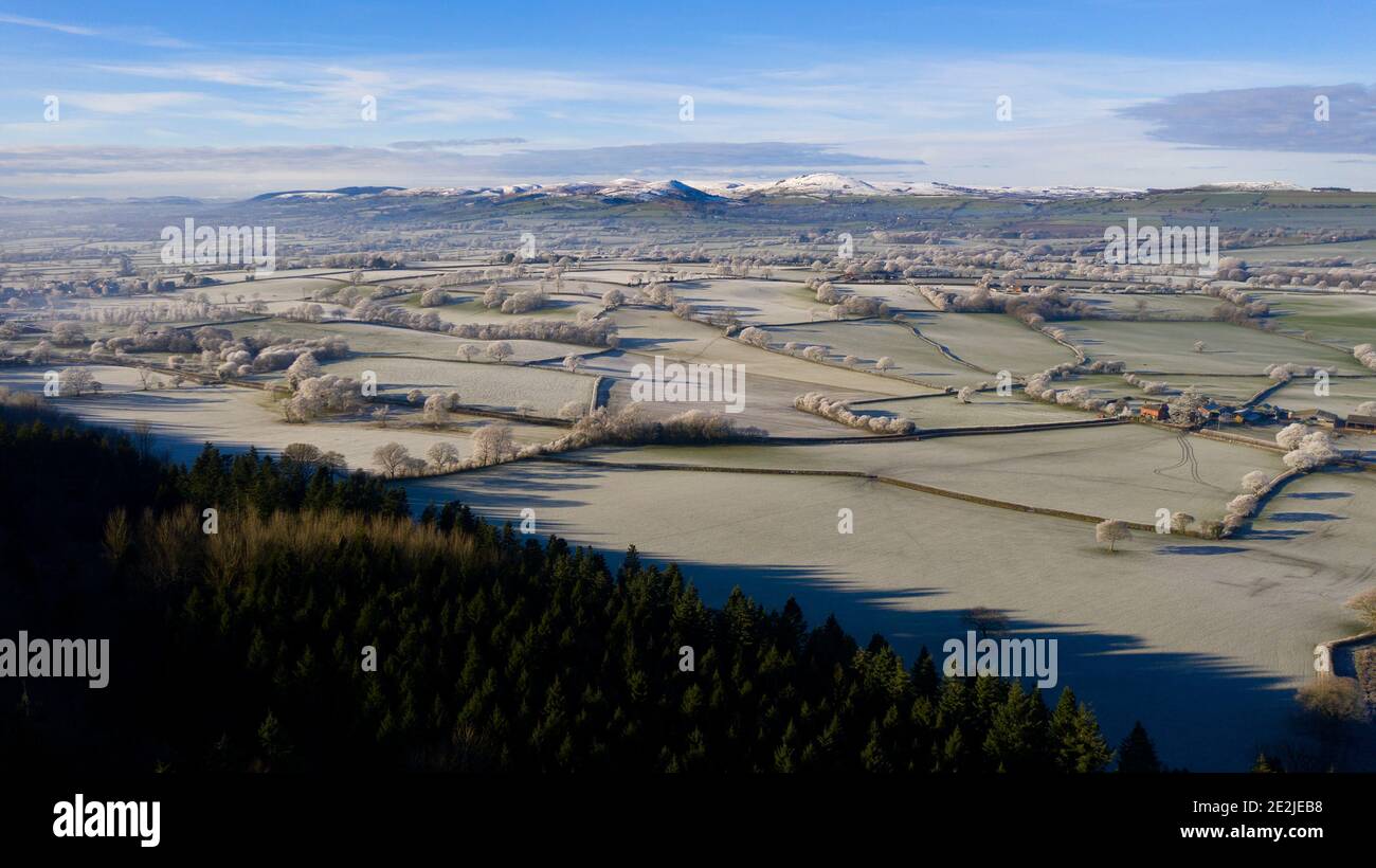 Wenlock edge in winter hi-res stock photography and images - Alamy