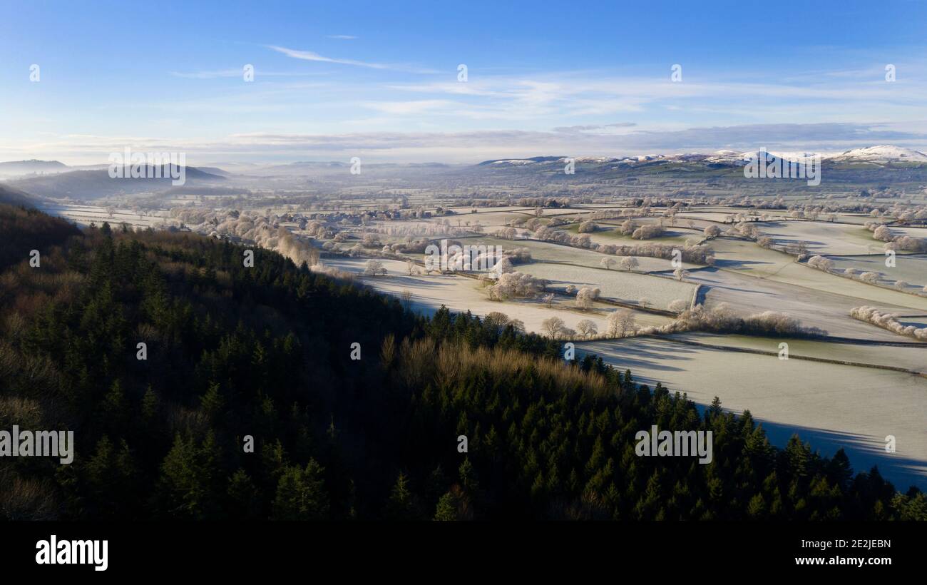 Wenlock edge in winter hi-res stock photography and images - Alamy