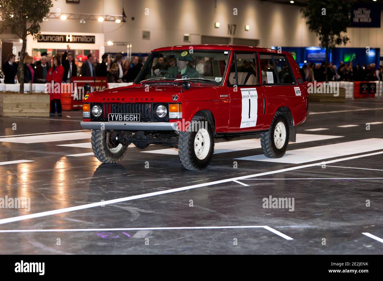 1970 range rover hi-res stock photography and images - Alamy