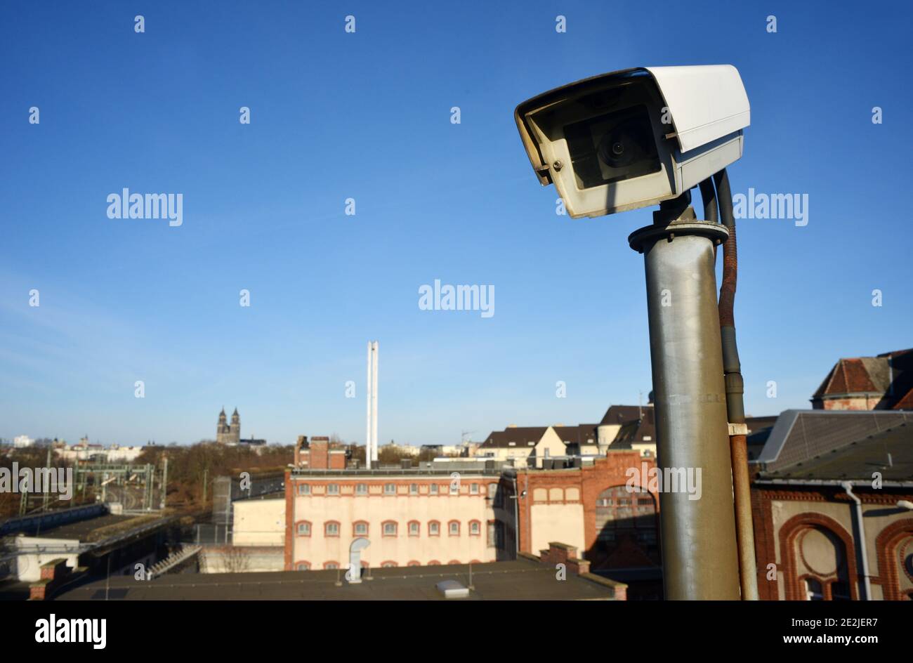 Cctv camera prison wall hi-res stock photography and images - Alamy