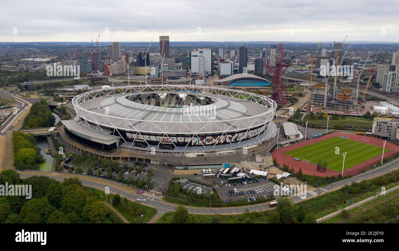 Football stadium aerial west ham hi-res stock photography and images ...