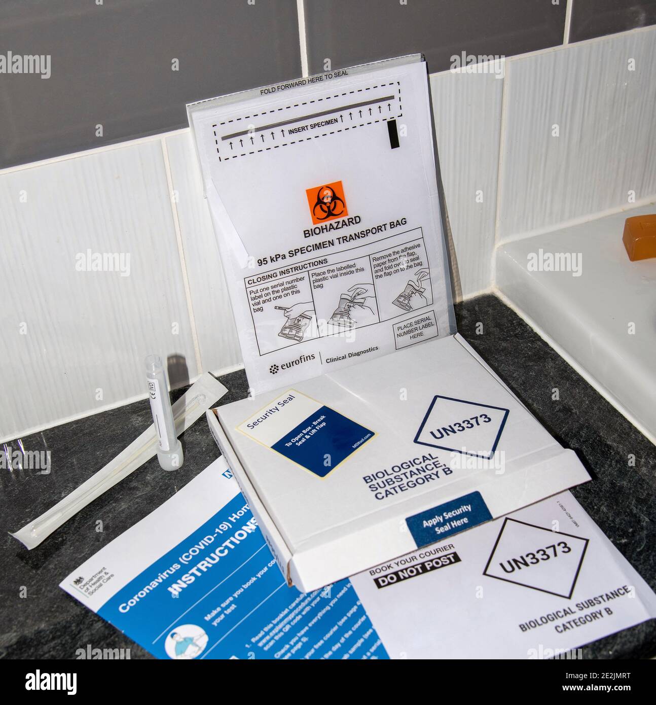 Biohazard bag hi-res stock photography and images - Alamy