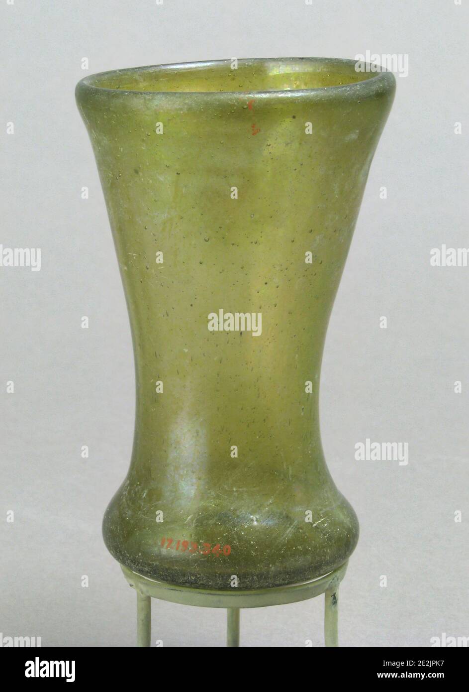 Bell beaker hi-res stock photography and images - Alamy