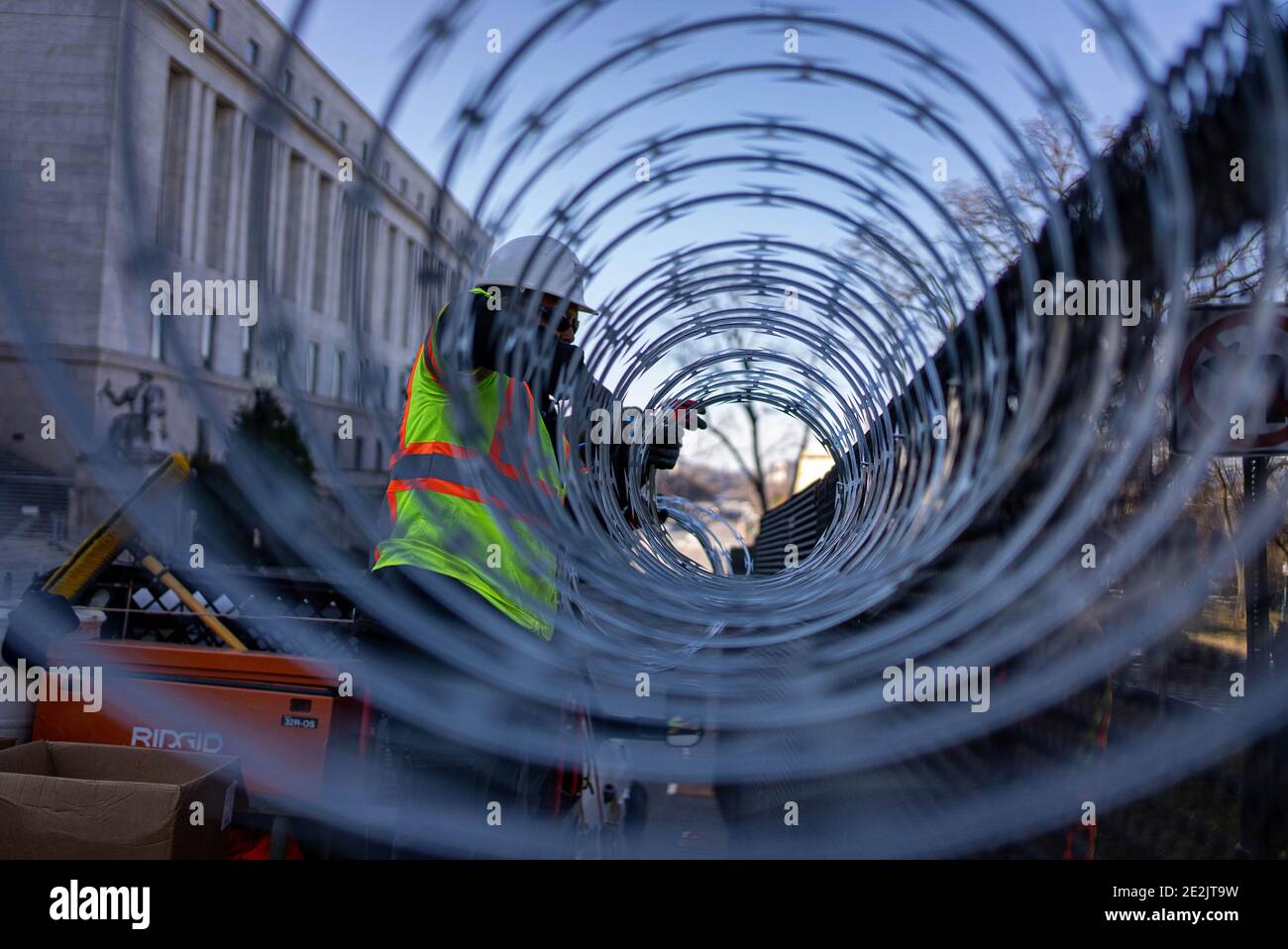 Hercules fence hi-res stock photography and images - Alamy