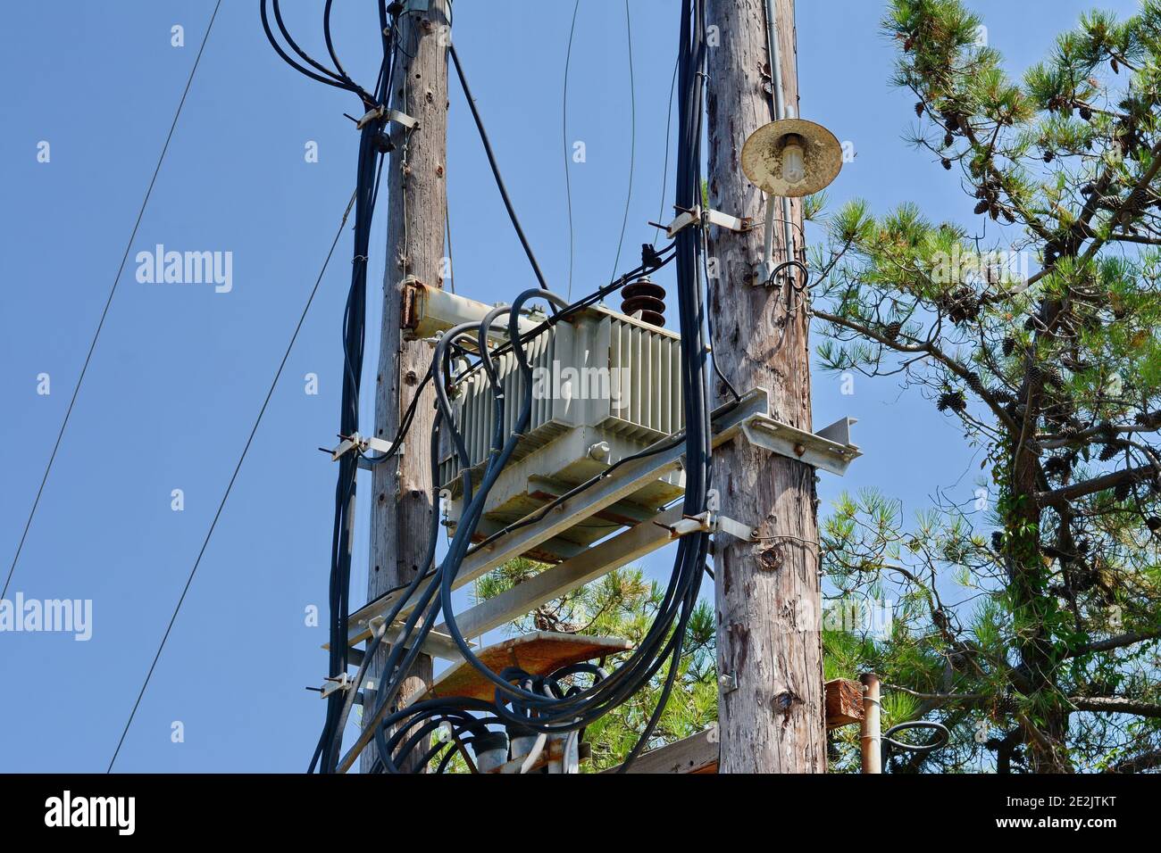 Overhead cable extension hi-res stock photography and images - Alamy