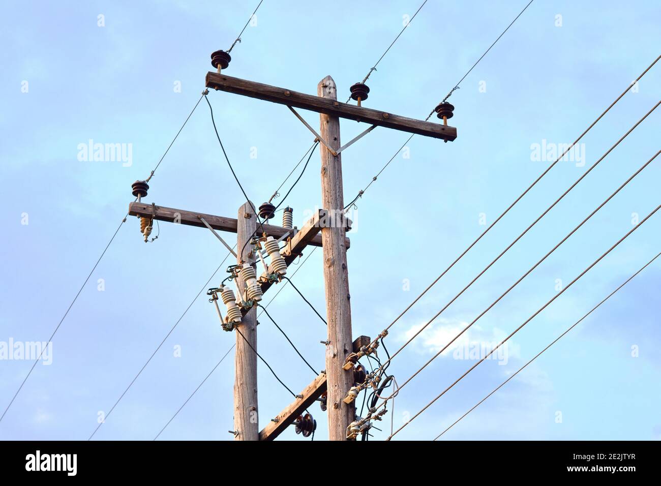 Overhead cable extension hi-res stock photography and images - Alamy