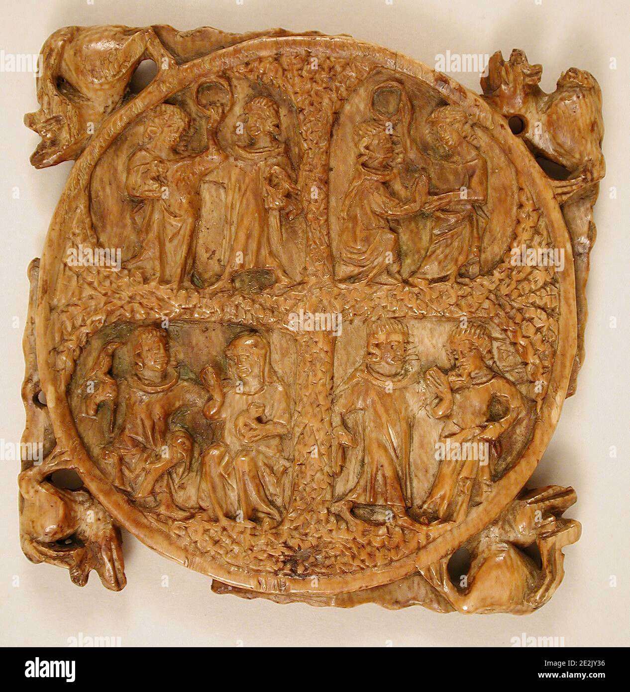 Ivory mirror case hi-res stock photography and images - Alamy