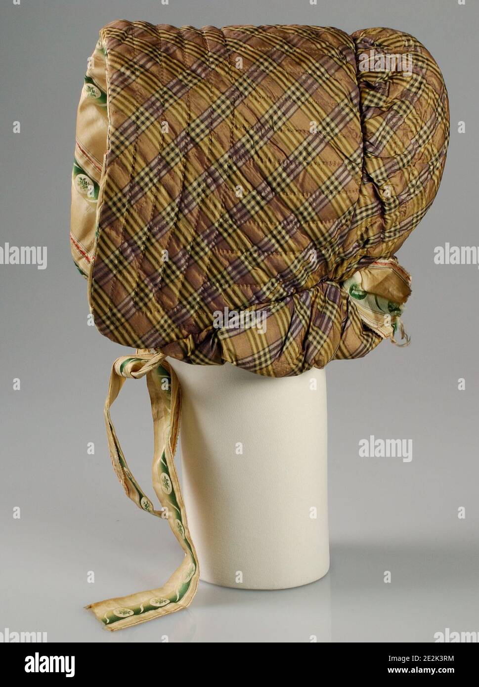 Bonnet, American, ca. 1840 Stock Photo - Alamy