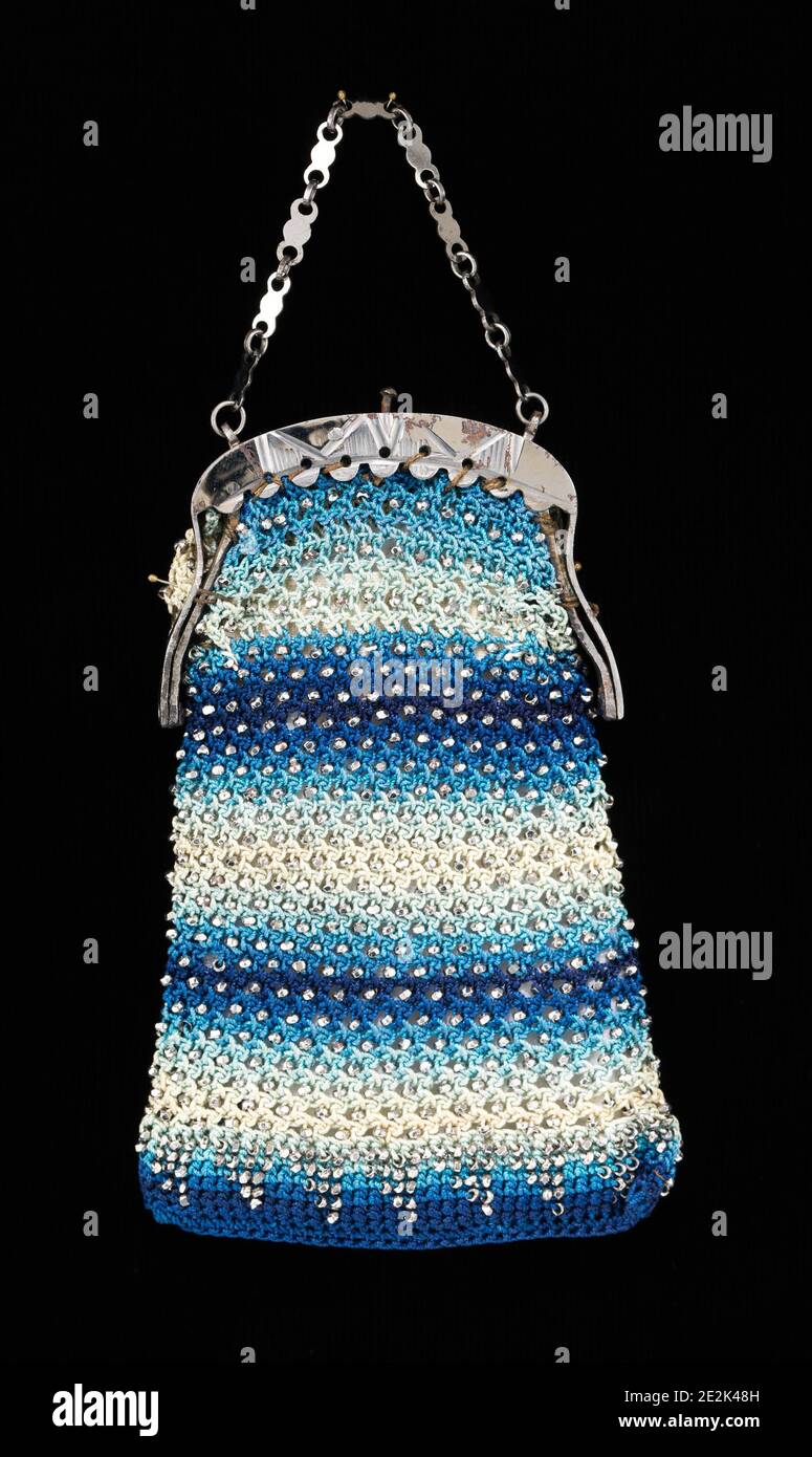 Purse beading hi-res stock photography and images - Alamy
