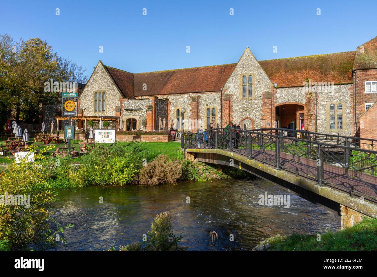 18th century public house hi-res stock photography and images - Alamy