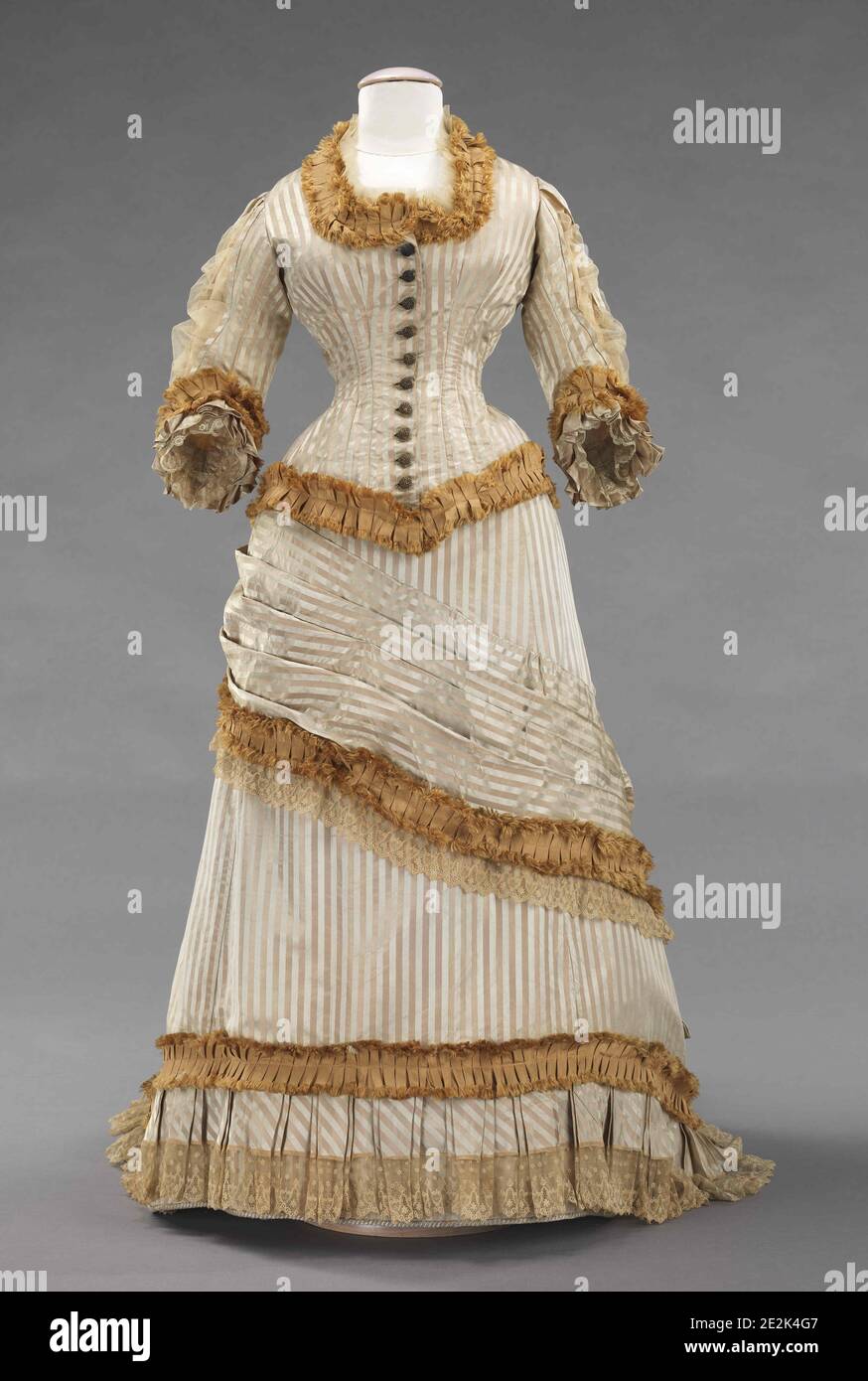 Dinner dress, American, 1878-80 Stock Photo - Alamy
