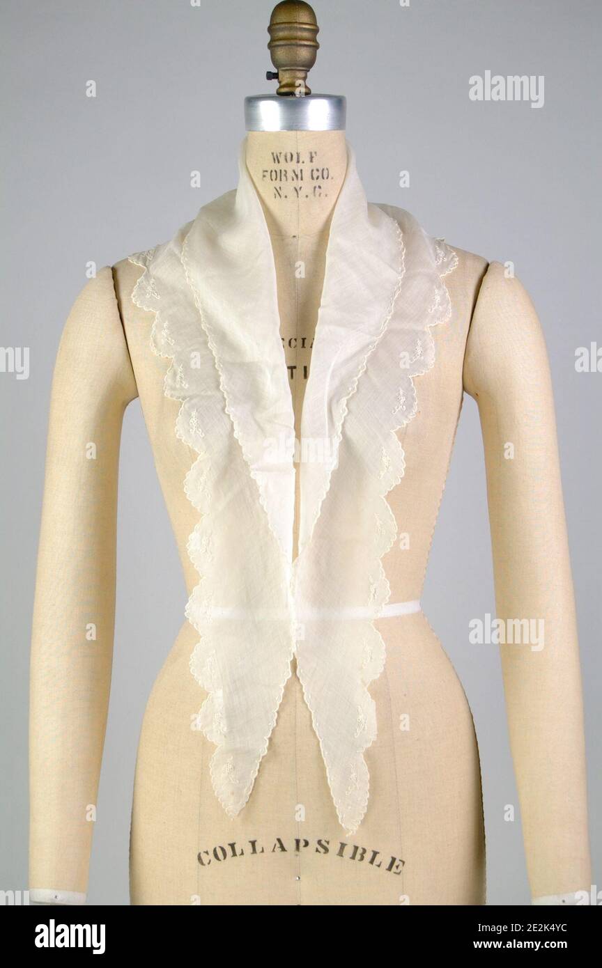 Cotton fichu hi-res stock photography and images - Alamy