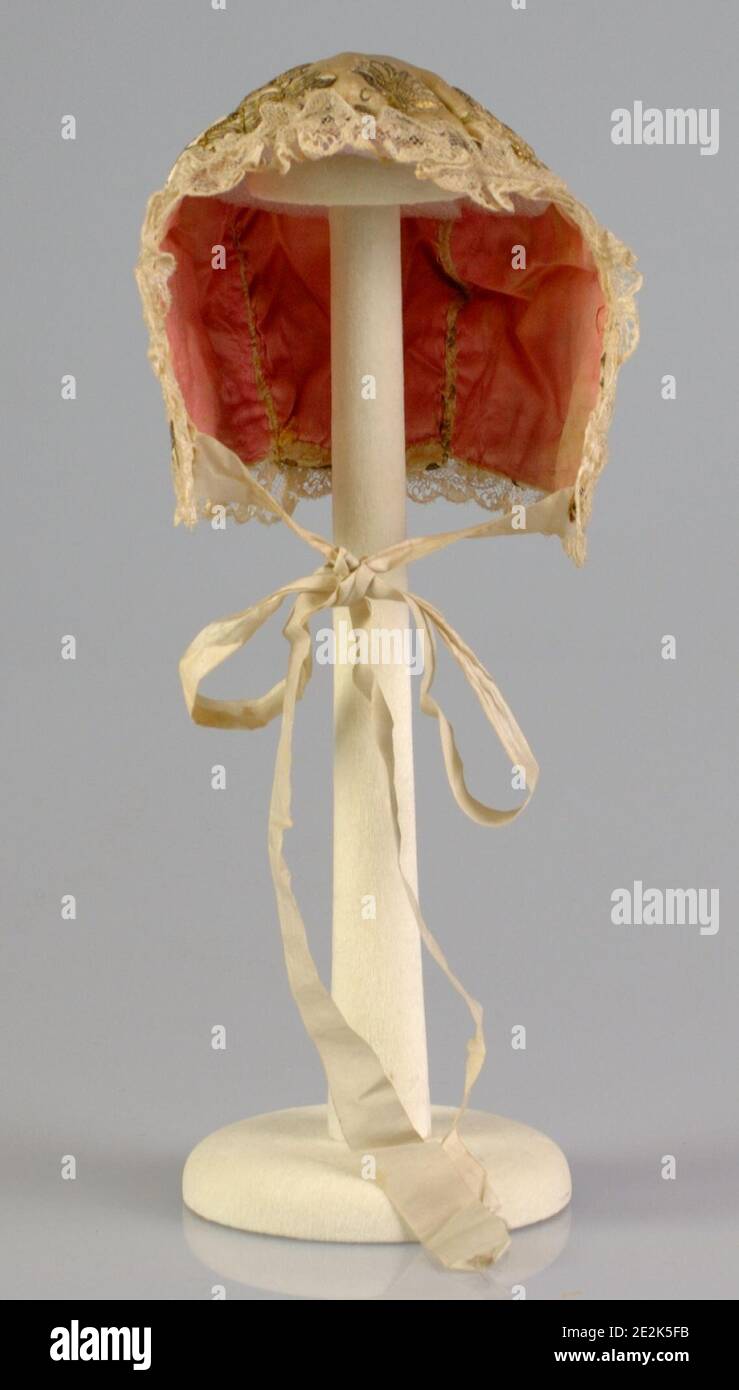 1850 bonnet hi-res stock photography and images - Alamy