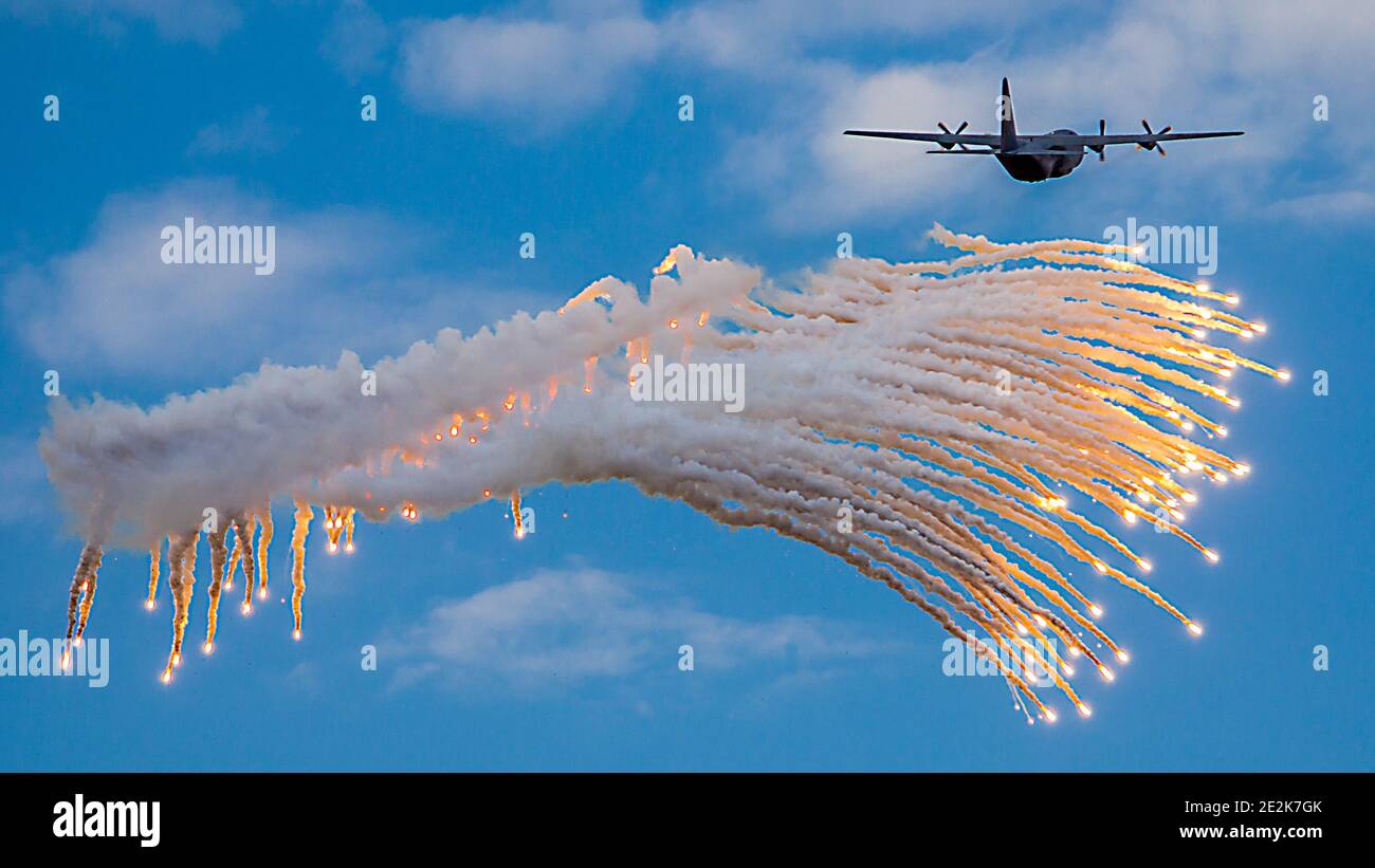 Flares hi-res stock photography and images - Alamy