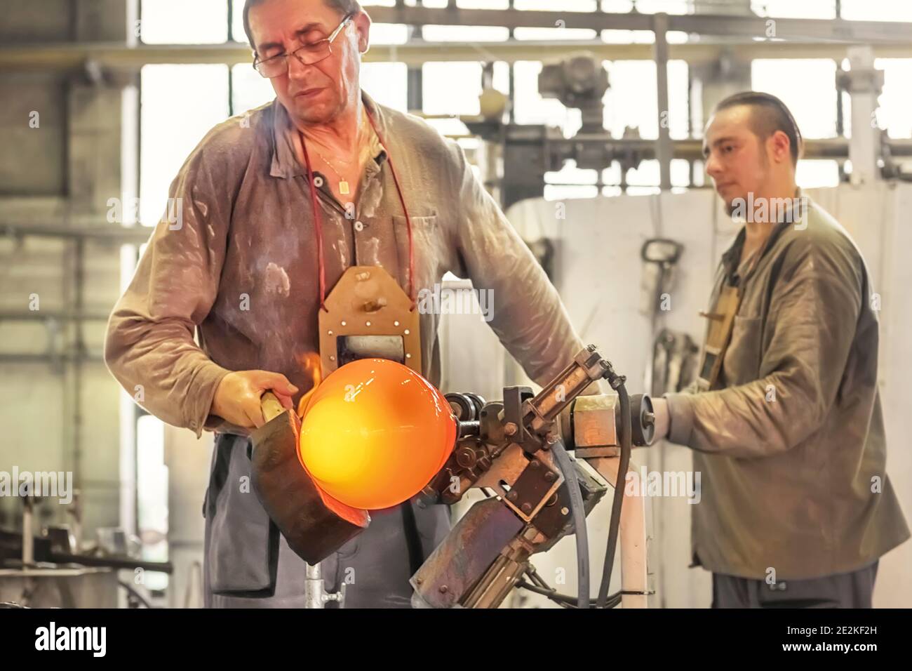 Glass making process hi-res stock photography and images - Alamy