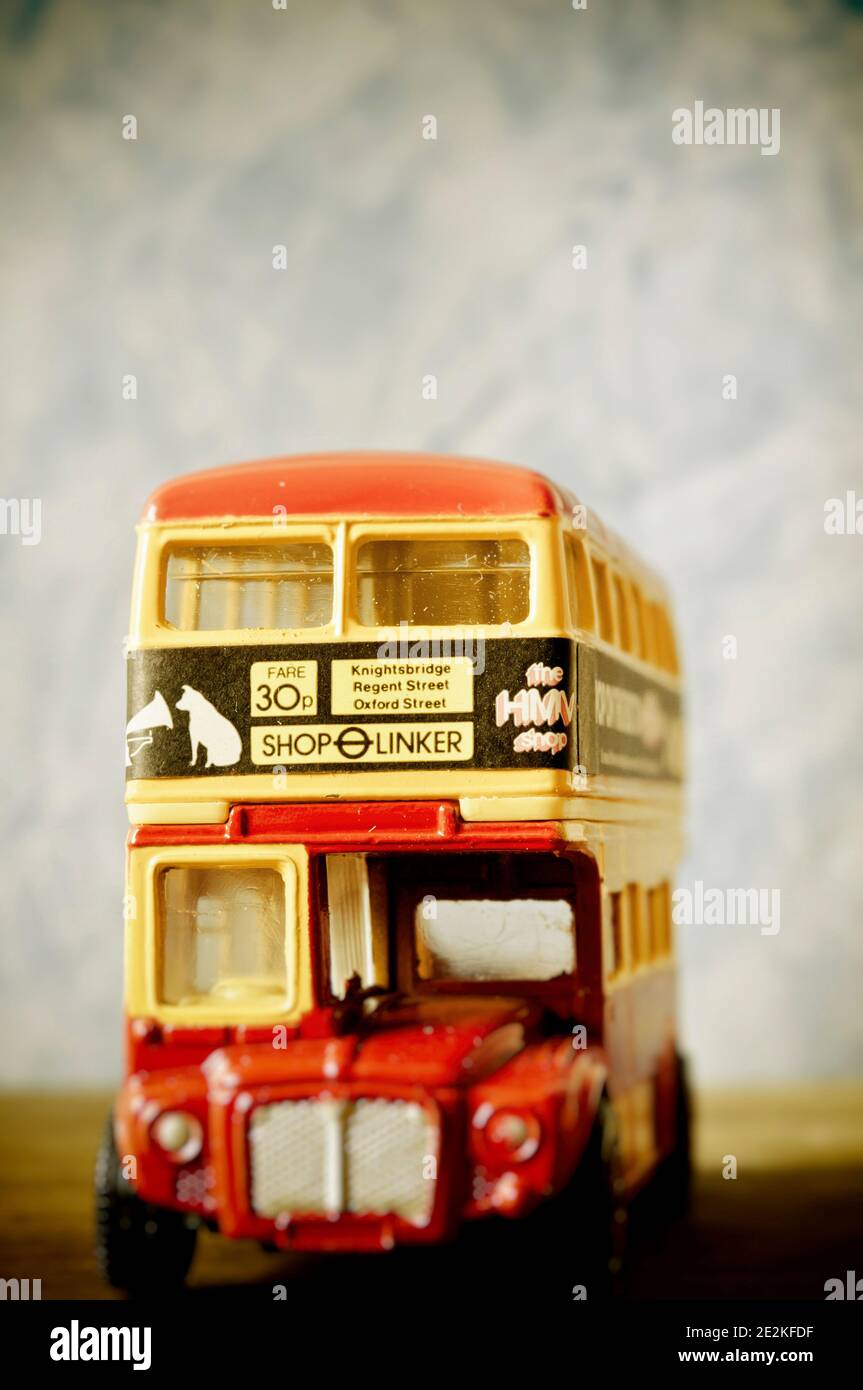 Vintage london bus hi-res stock photography and images - Alamy