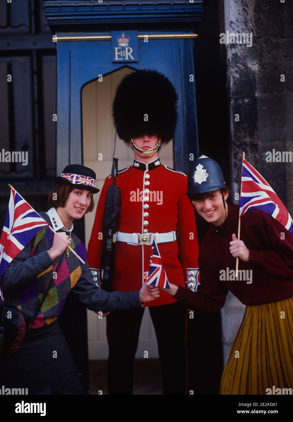 UK, England, London, Tourists With Royal Guard Stock Photo - Alamy