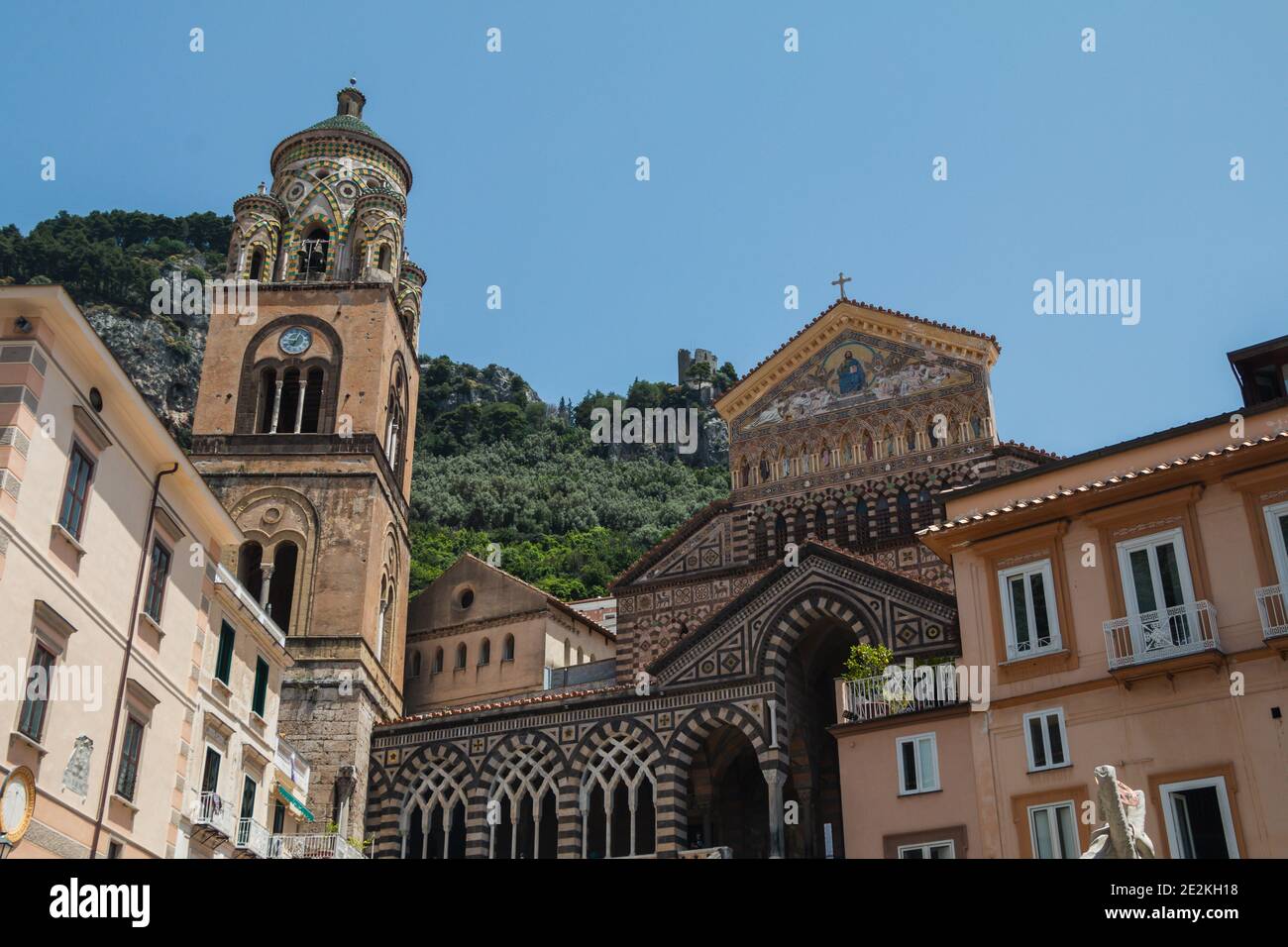 Ancient seaside village amalfi hi-res stock photography and images - Alamy