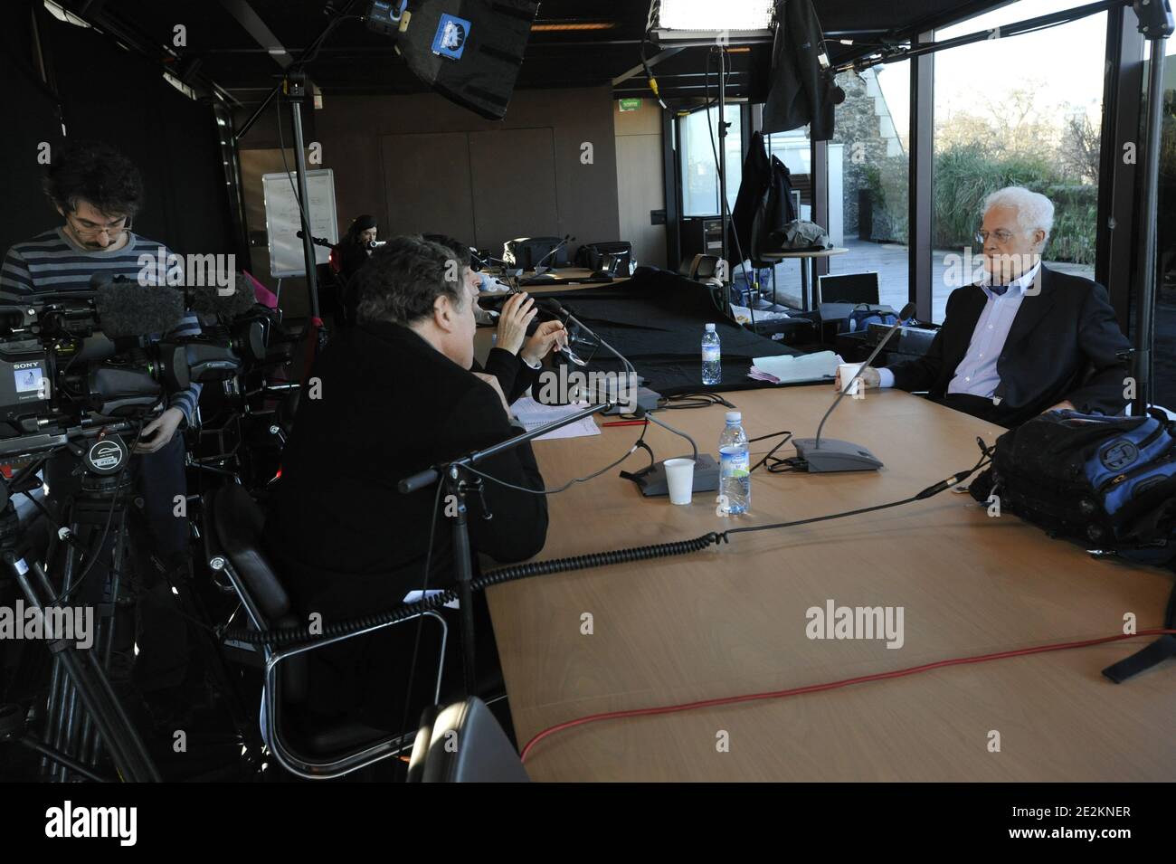 Pierre Favier, Lionel Jospin et Patrick Rotman lors de l'enregistrement ...