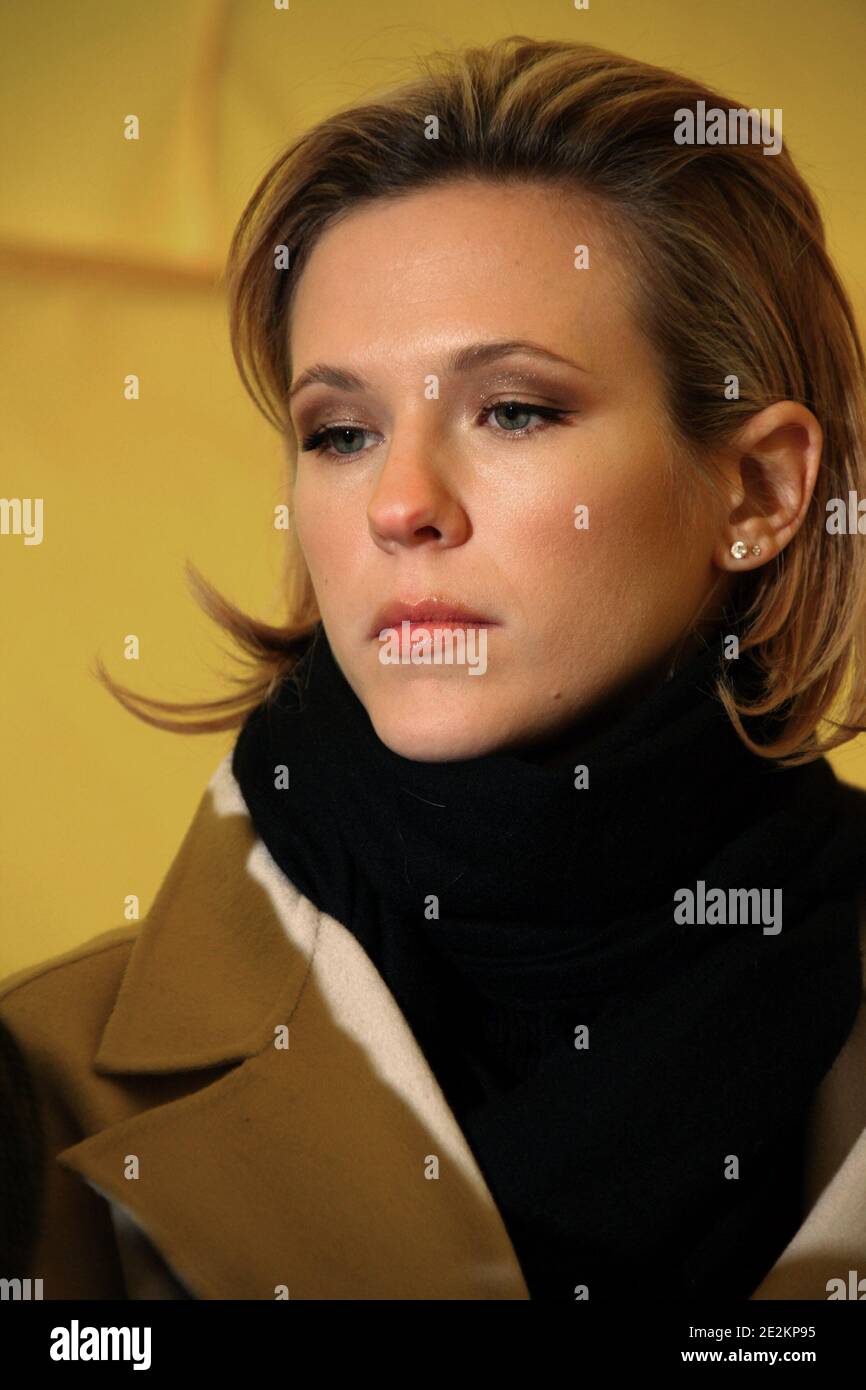 French singer Lorie participates in the 'Pieces Jaunes' operation 21st ...