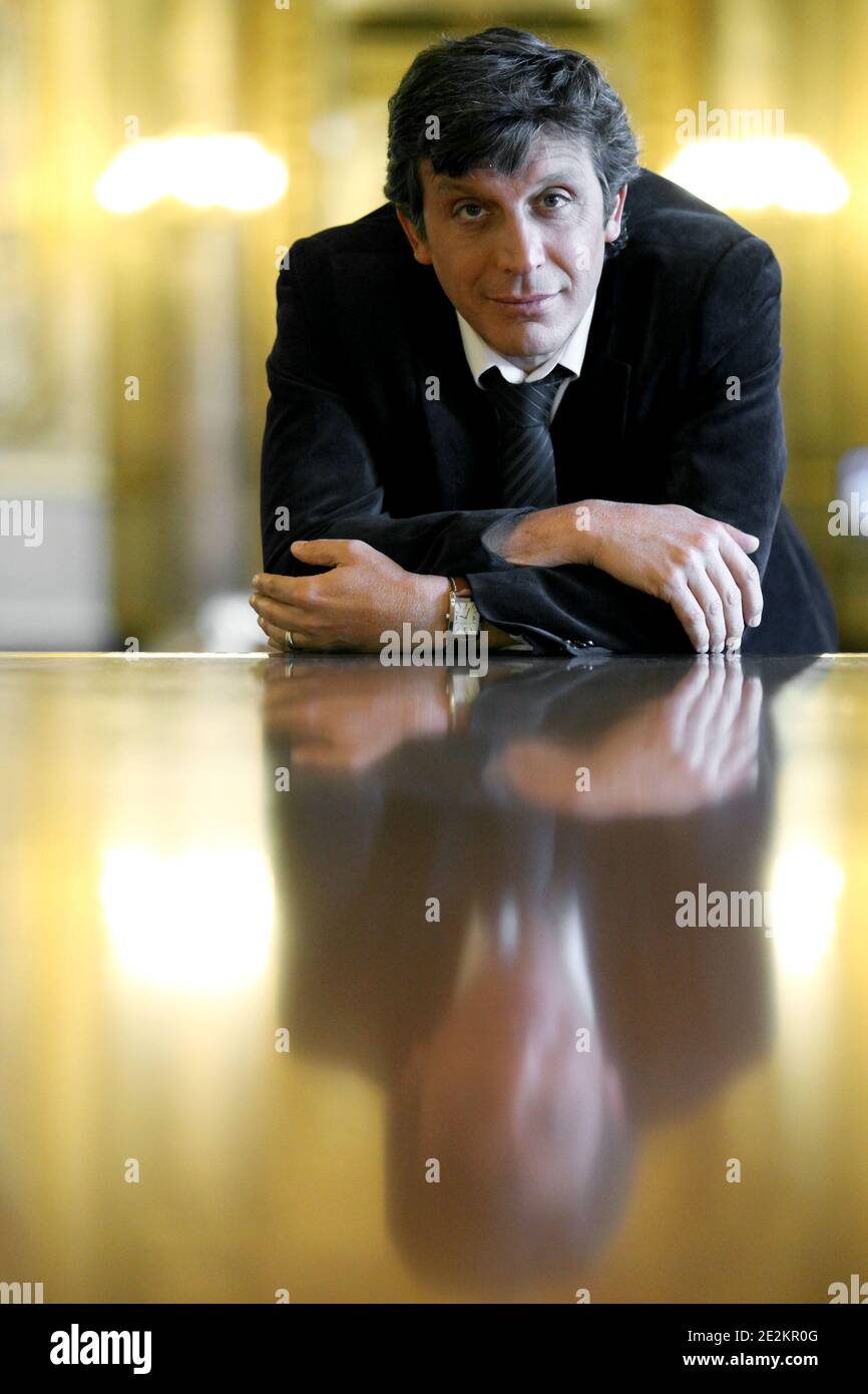 Senator david assouline hi-res stock photography and images - Alamy